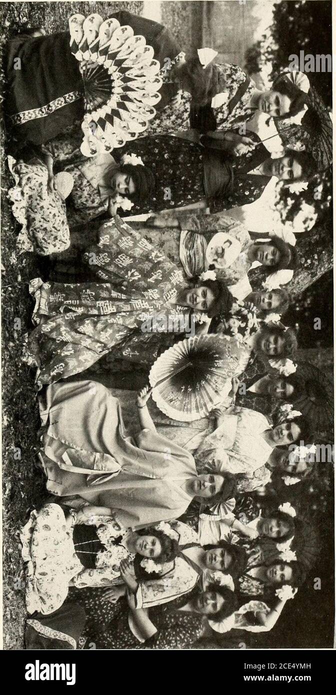 . Die Chowanoka . ; Lucile Williams, Präsident Sybil Harrell ...