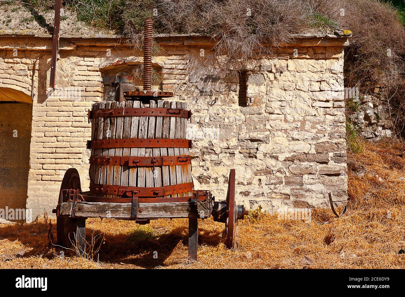 Presse mit trauben -Fotos und -Bildmaterial in hoher Auflösung – Alamy