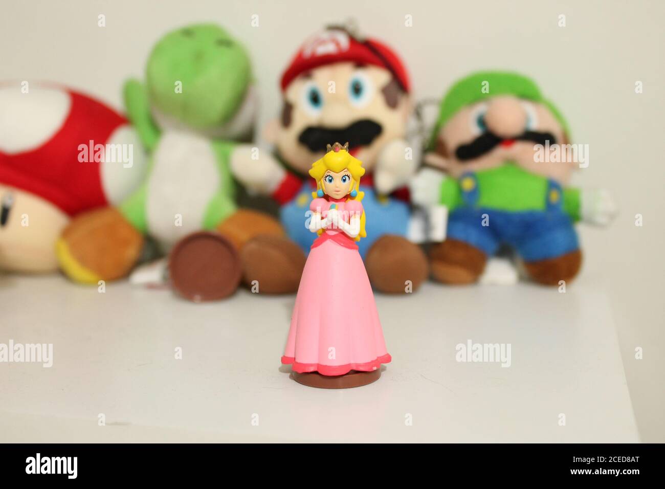Mario und Luigi Spielzeug Stockfotos und -bilder Kaufen - Alamy