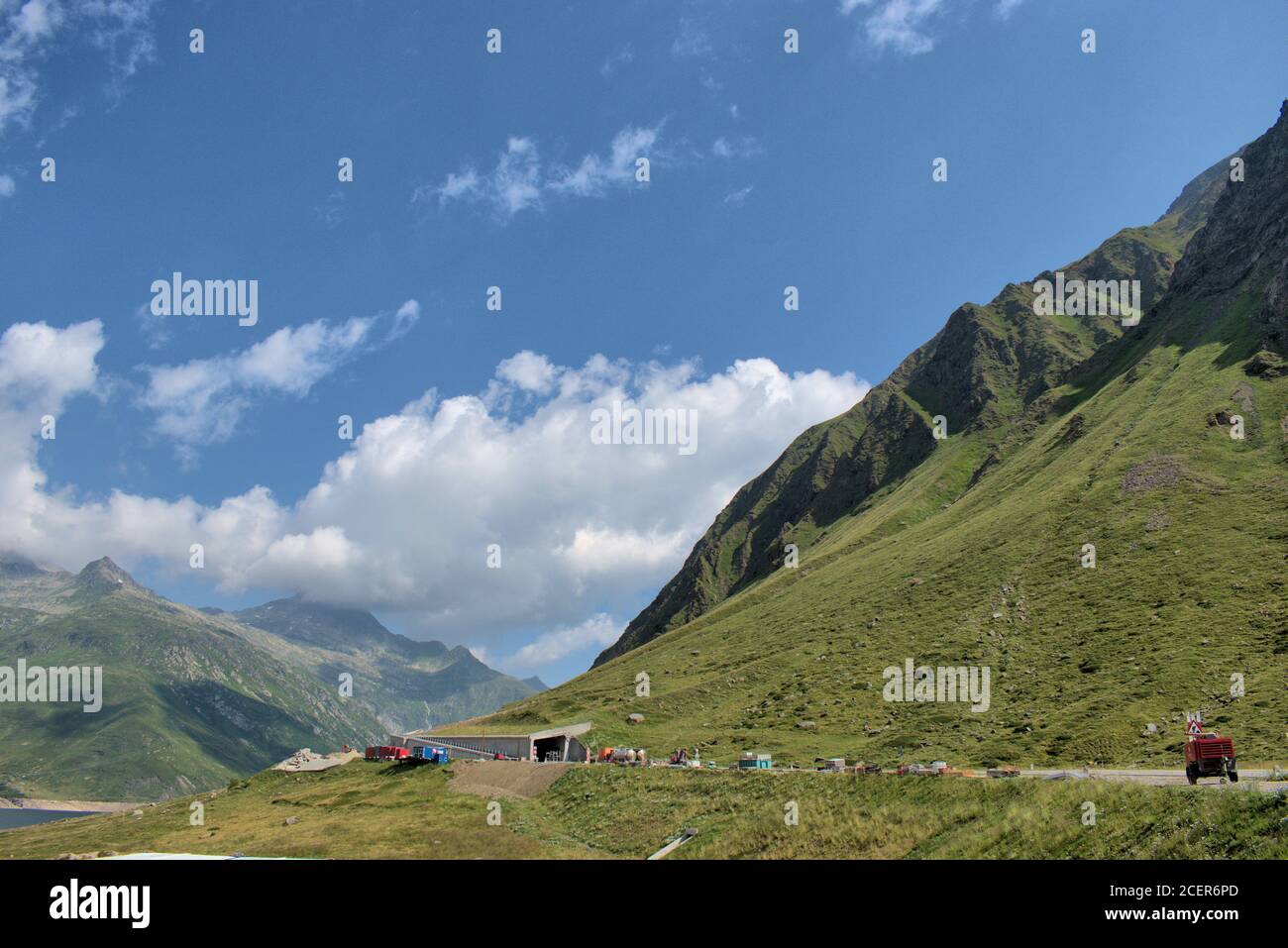 Am lukmanierpass -Fotos und -Bildmaterial in hoher Auflösung – Alamy