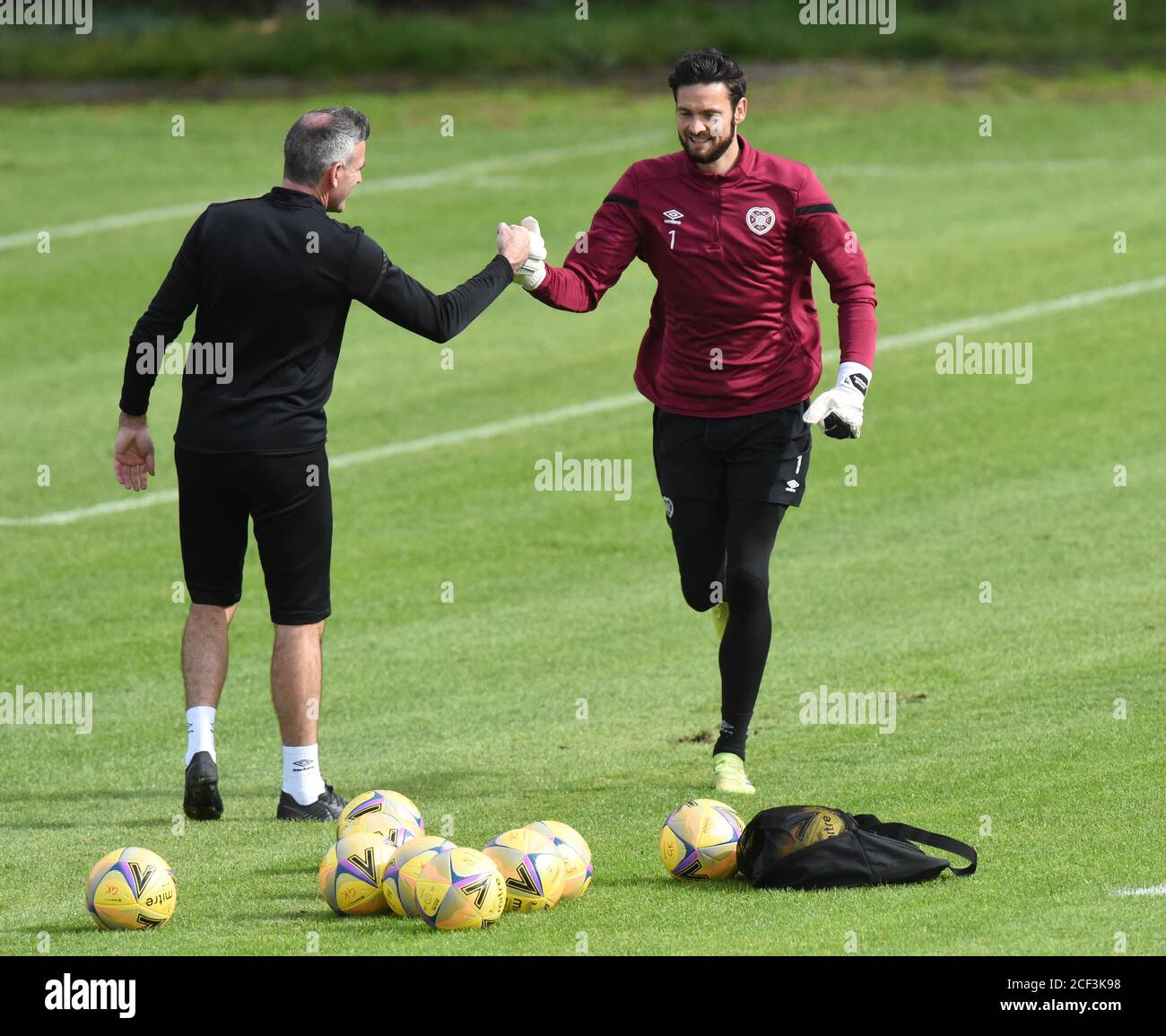 Edinburgh hearts torhüter craig gordon für die trainingseinheit -Fotos ...