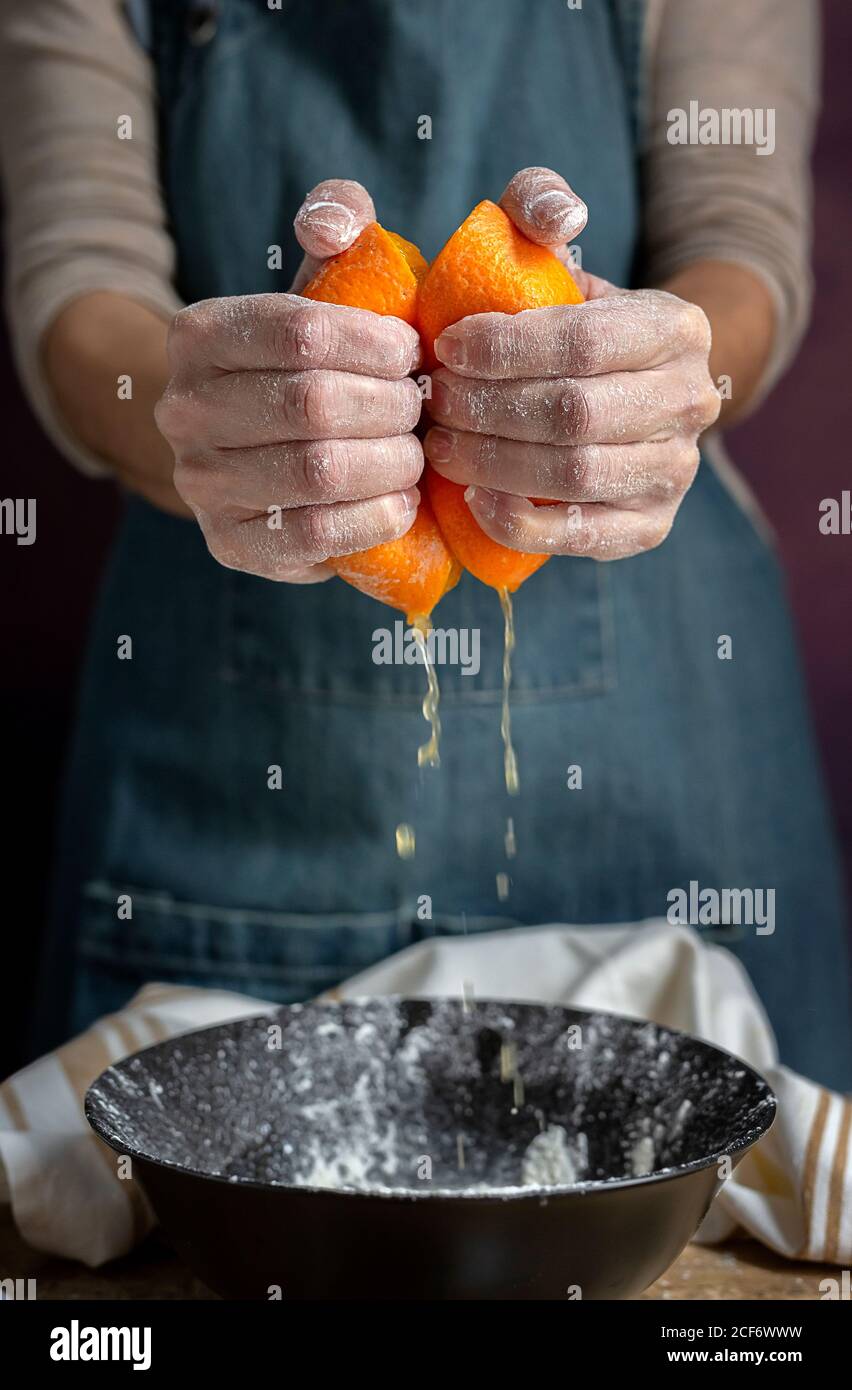 Hand Frau Stockfotos und -bilder Kaufen - Alamy