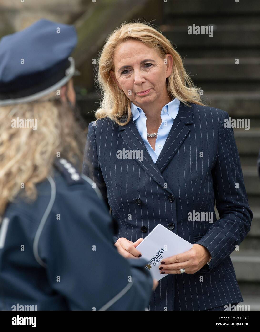 Berlin, Deutschland. September 2020. Barbara Slowik (r), Polizeichef ...
