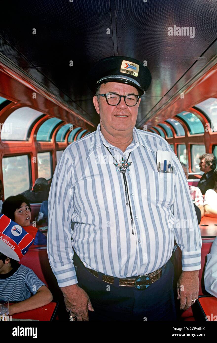 Amtrak train conductor -Fotos und -Bildmaterial in hoher Auflösung – Alamy