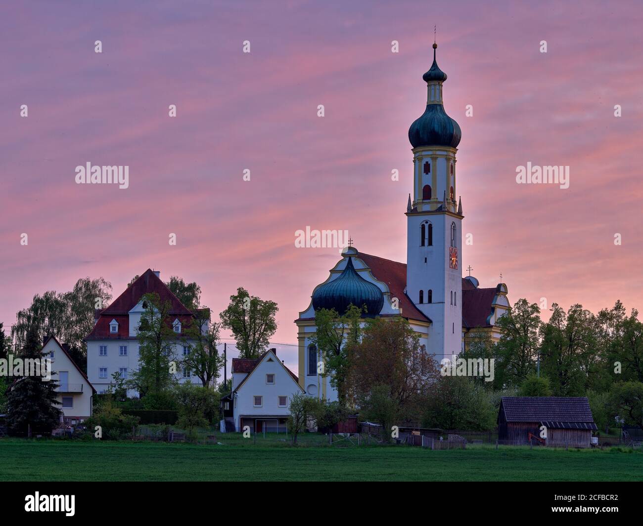 Wallfahrtskirche biberbach -Fotos und -Bildmaterial in hoher Auflösung ...