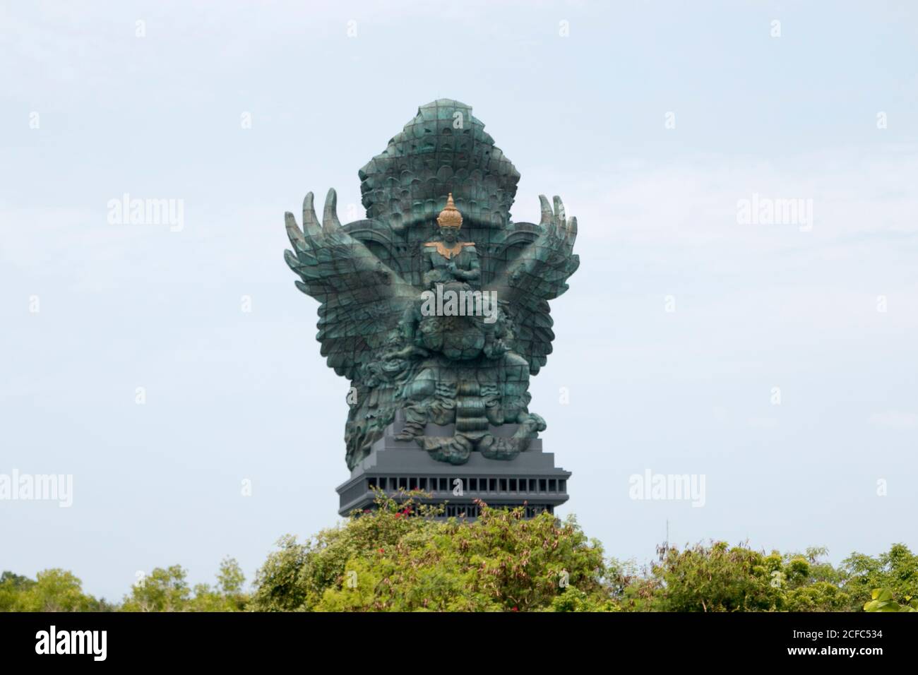 Garuda Wisnu Kencana Statue auf Bali in Indonesien Stockfotografie - Alamy