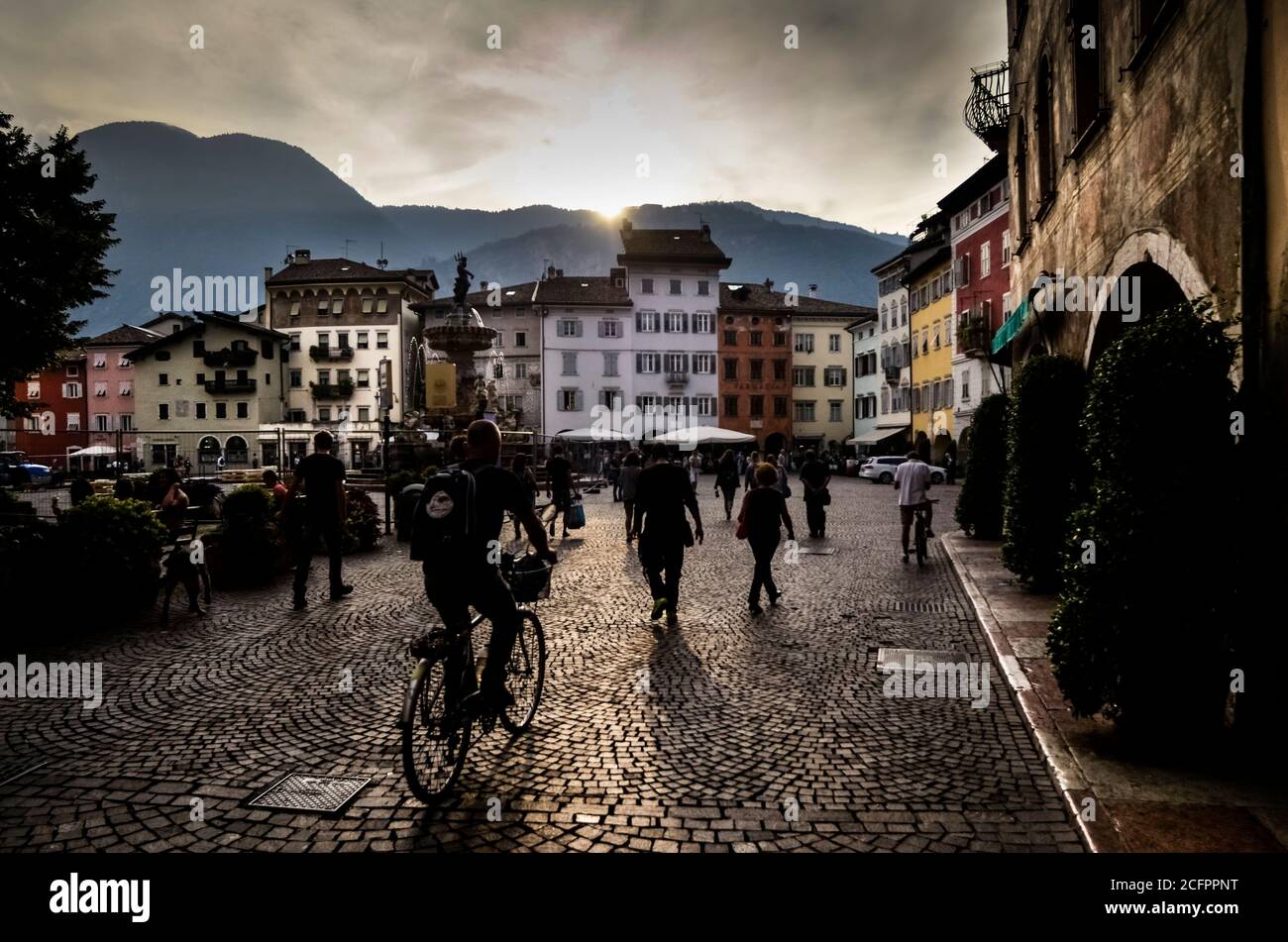 Trento historisches zentrum -Fotos und -Bildmaterial in hoher Auflösung ...