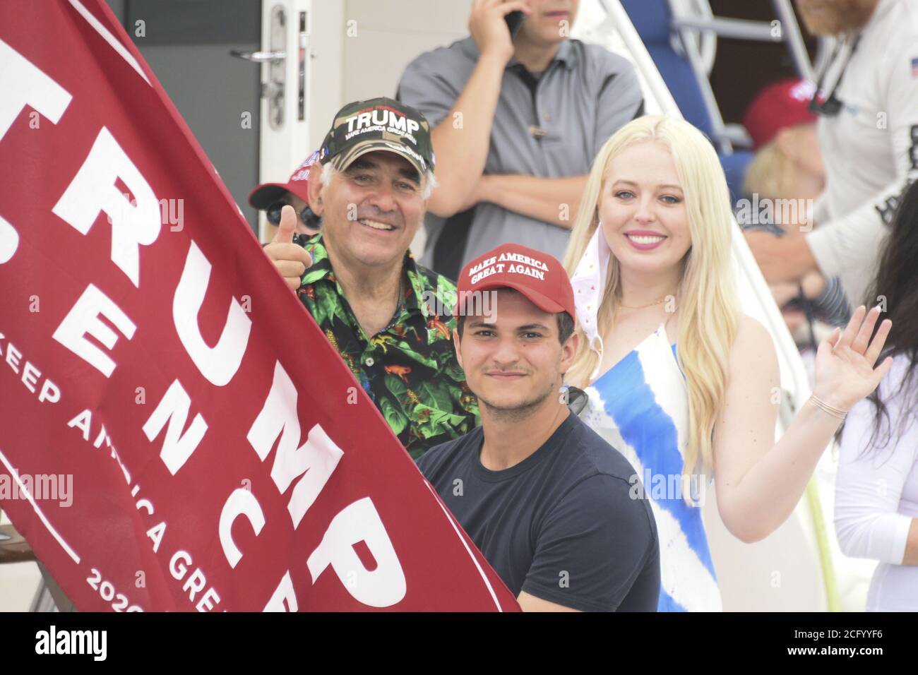 Donald Trump Junior Kimberly Guilfoyle Tiffany trump und ihr Freund ...