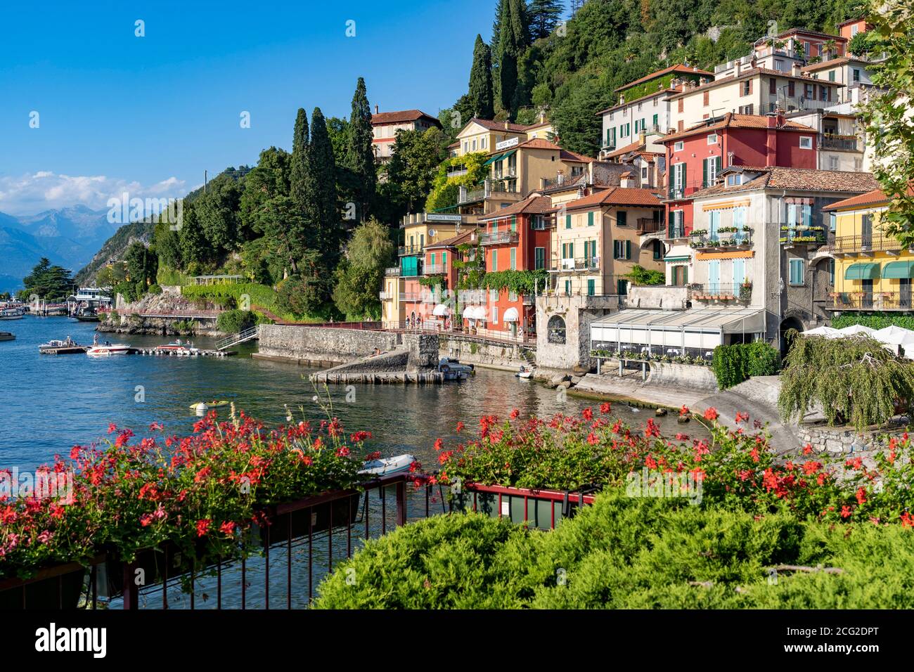 Italien. Lombardei. Comer See. Das bunte Dorf Varenna Stockfotografie ...