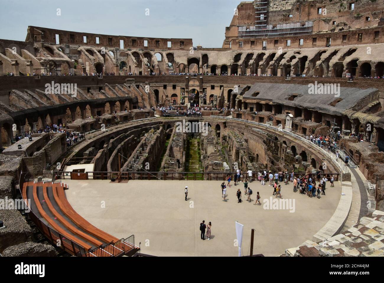 Das Kolosseum in Rom, Italien, ist das größte antike Amphitheater, das ...