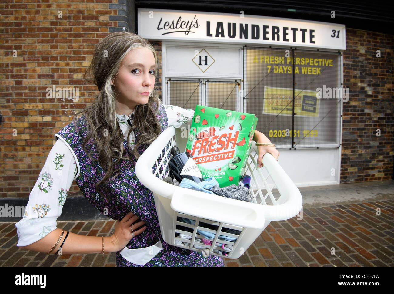 Gin pamaphoto pamaphoto pamaphoto -Fotos und -Bildmaterial in hoher ...