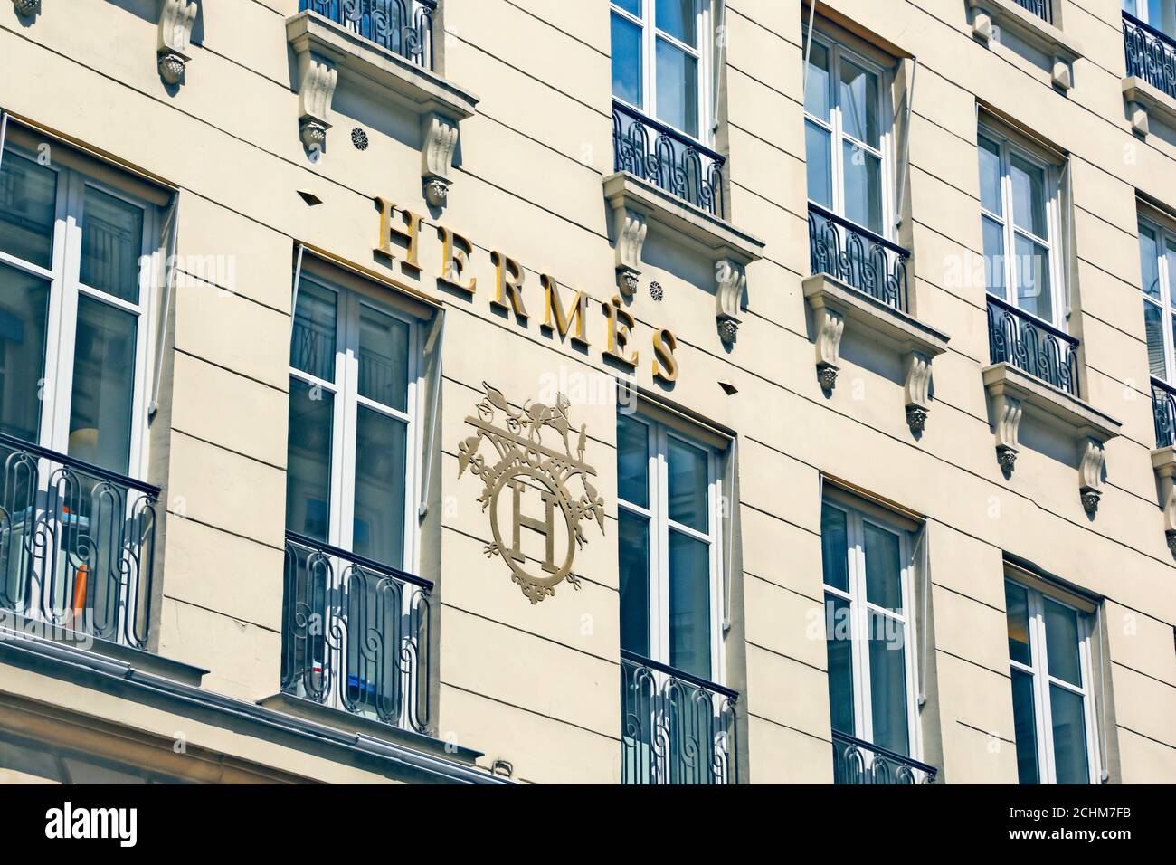 Hermes paris logo -Fotos und -Bildmaterial in hoher Auflösung – Alamy