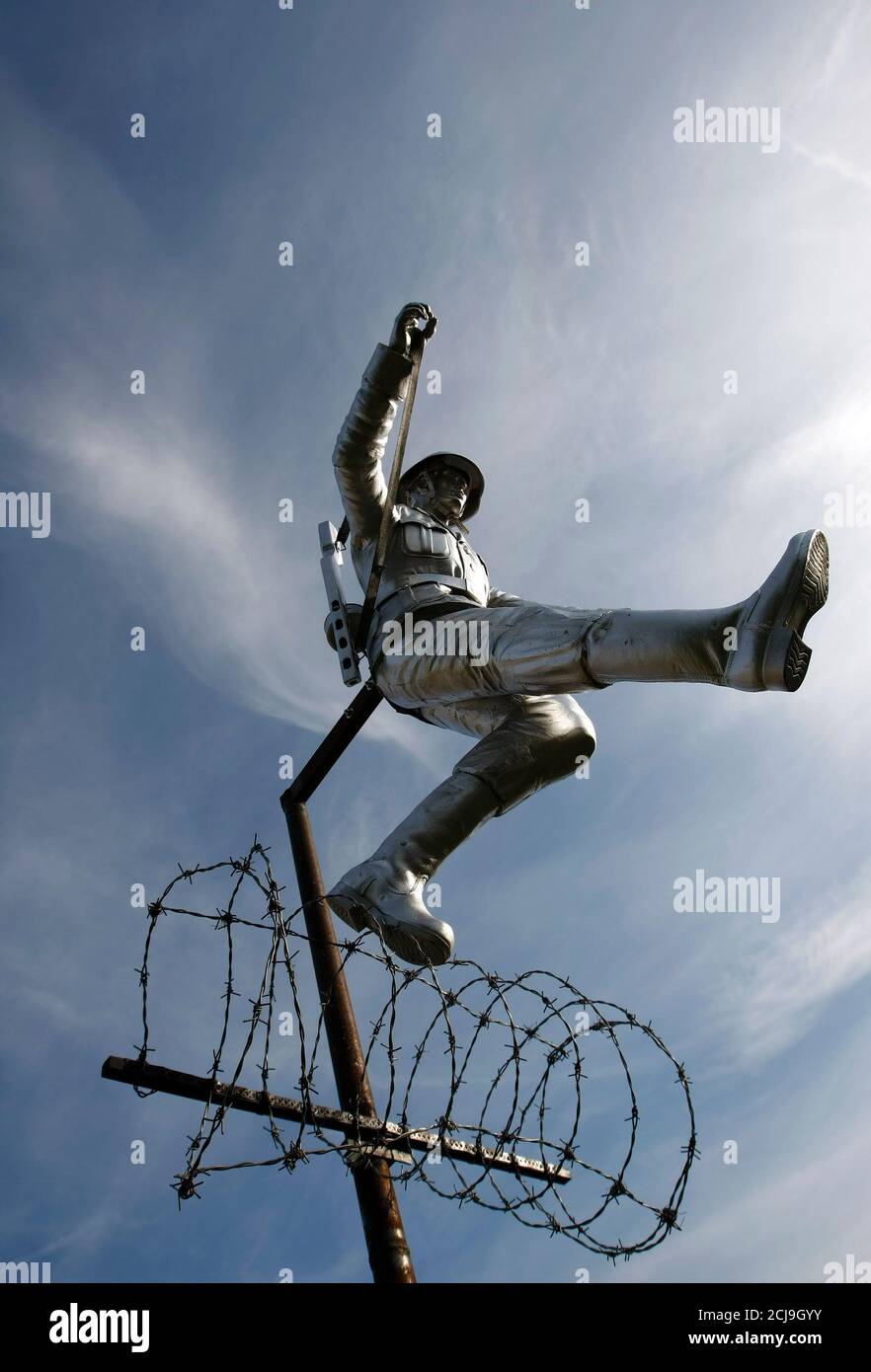 Conrad schumann 1961 -Fotos und -Bildmaterial in hoher Auflösung – Alamy