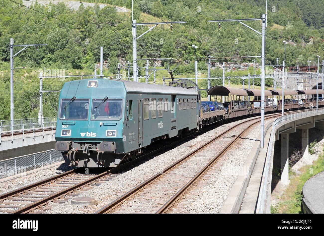 Lötschberg tunnel -Fotos und -Bildmaterial in hoher Auflösung – Alamy