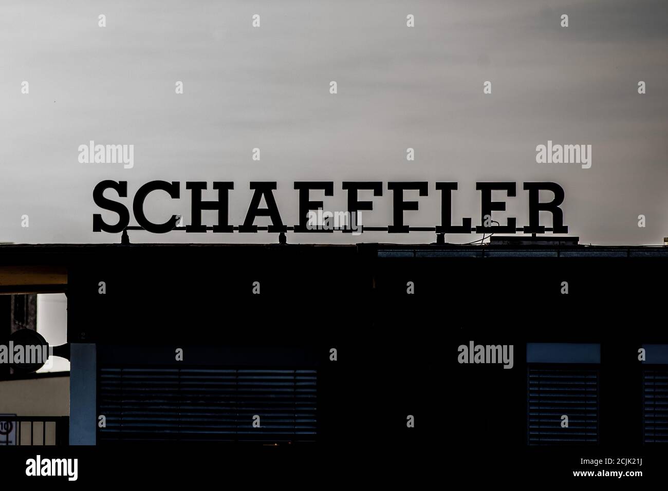 Schaeffler logo -Fotos und -Bildmaterial in hoher Auflösung – Alamy