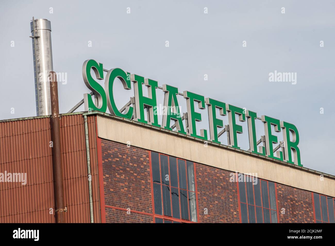 Schaeffler logo -Fotos und -Bildmaterial in hoher Auflösung – Alamy