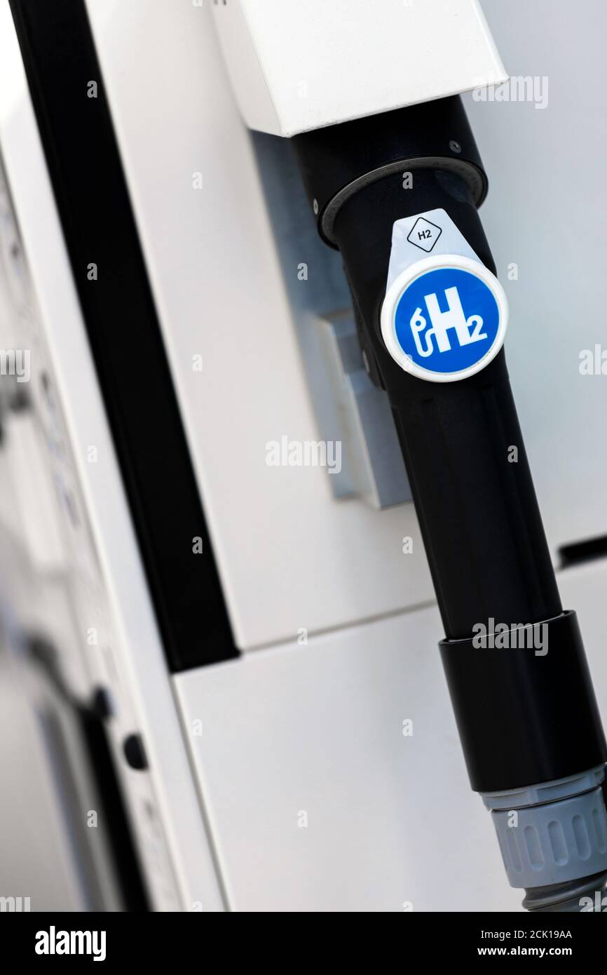 H2 tankstelle -Fotos und -Bildmaterial in hoher Auflösung – Alamy