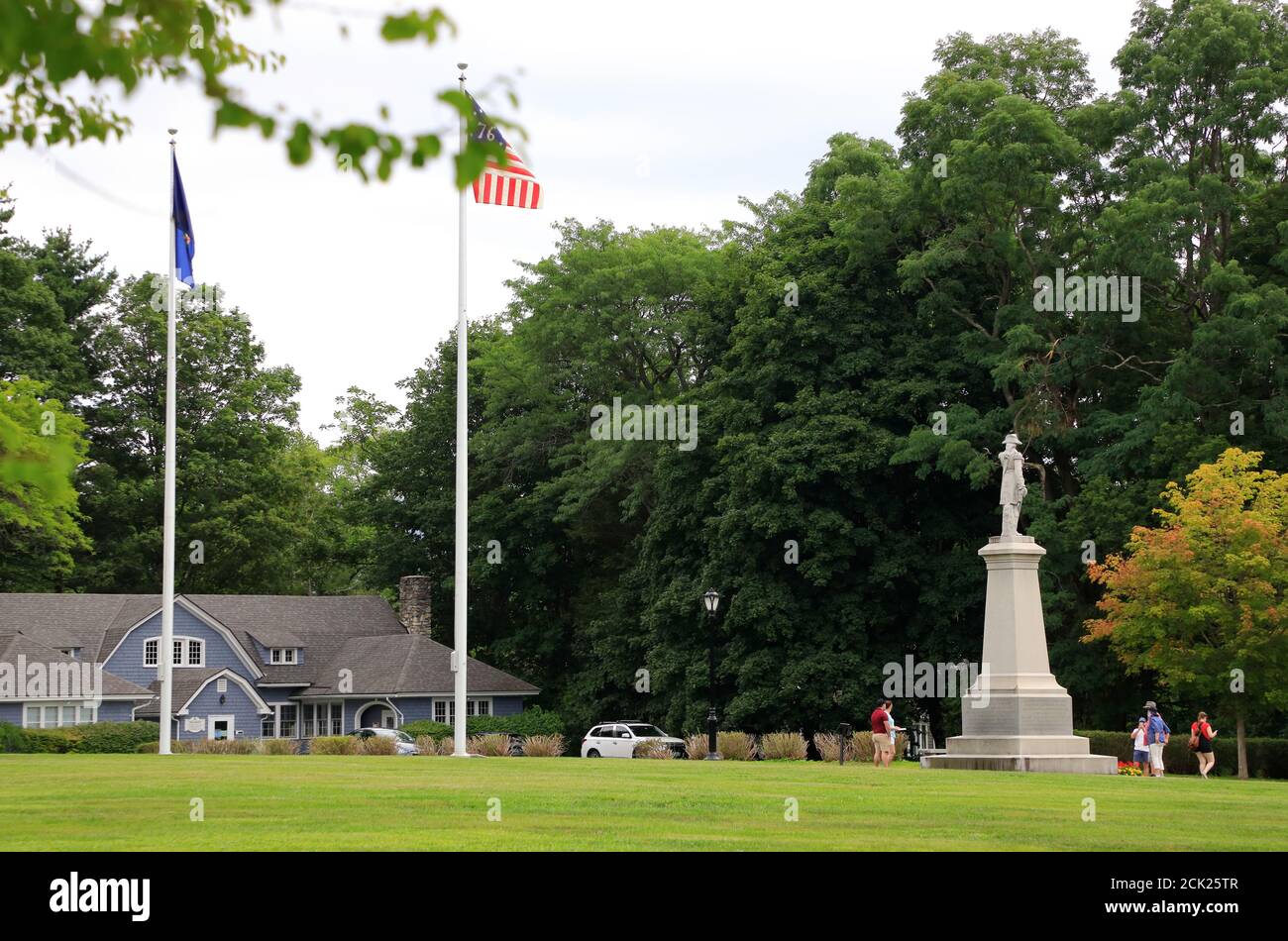 Seth warner statue -Fotos und -Bildmaterial in hoher Auflösung – Alamy