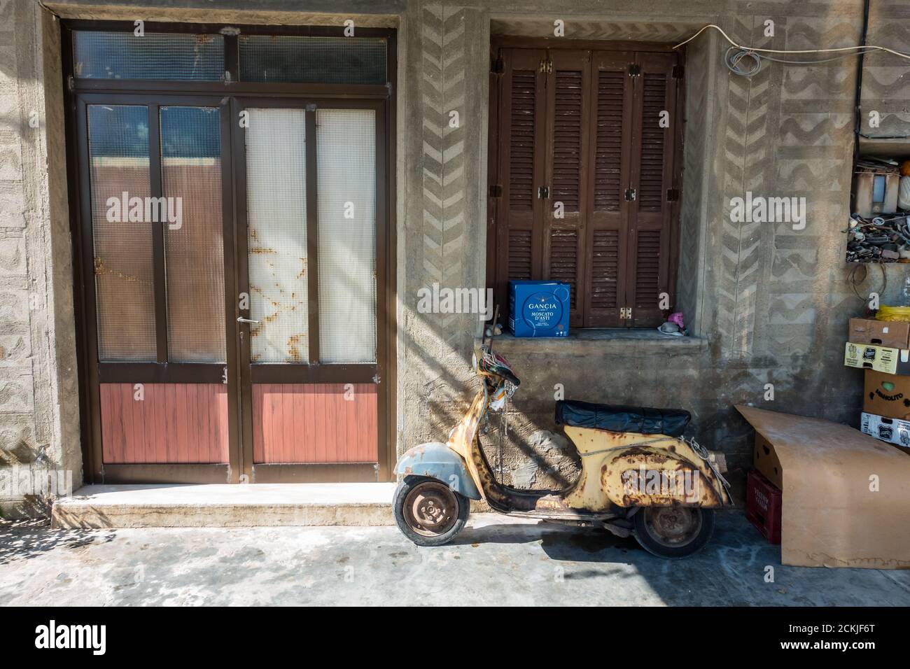 Old roller -Fotos und -Bildmaterial in hoher Auflösung – Alamy