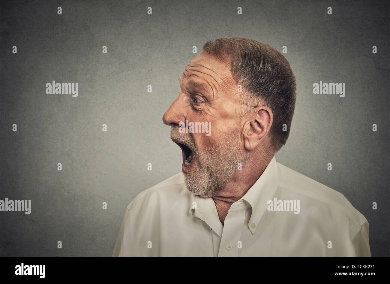 Mund offen sprechen -Fotos und -Bildmaterial in hoher Auflösung – Alamy