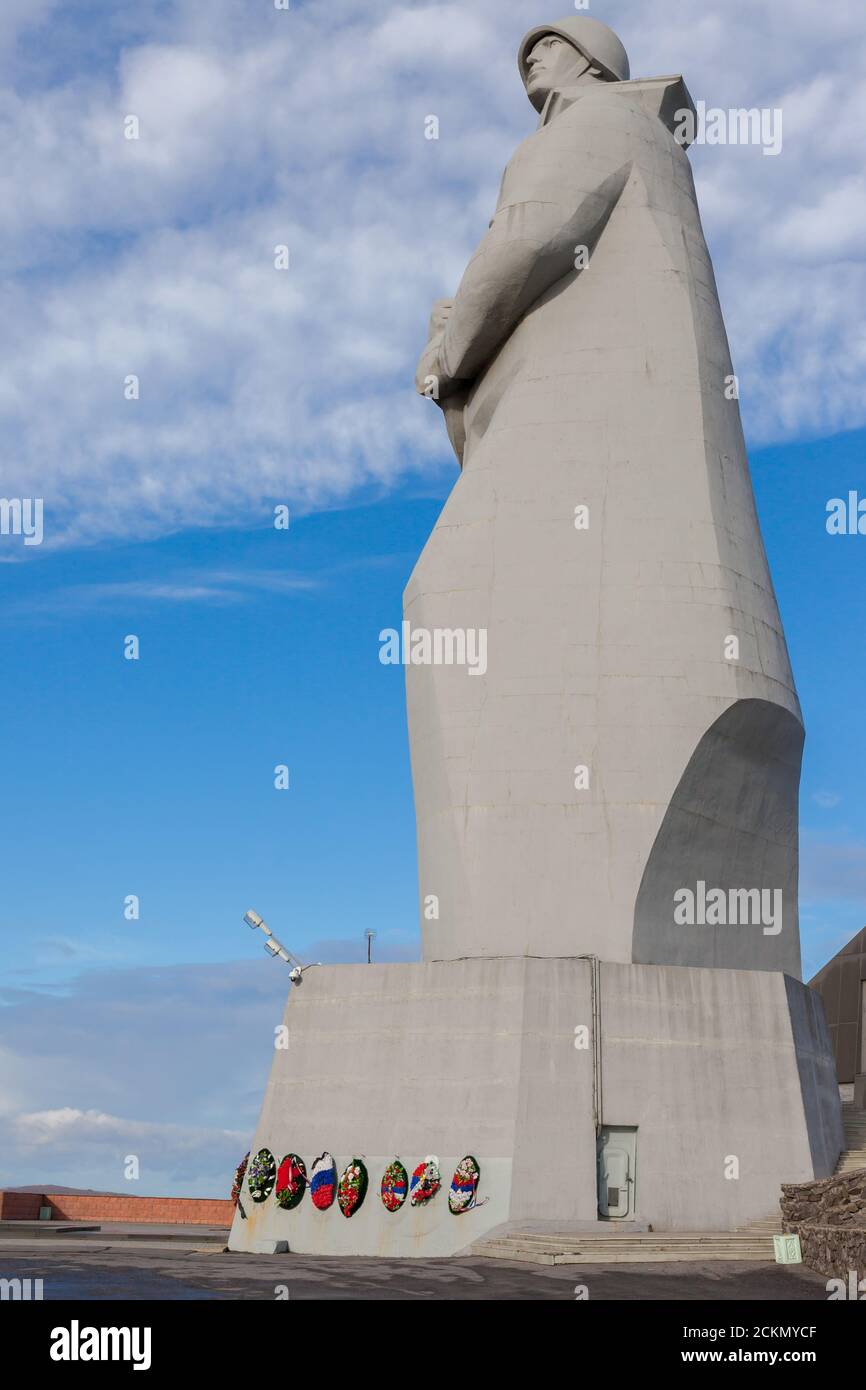 MURMANSK, RUSSLAND - 2014. SEPTEMBER. Lyosha Monument . Die Erinnerung ...