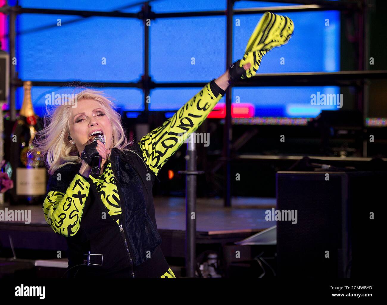 Debbie harry singer blondie in -Fotos und -Bildmaterial in hoher ...