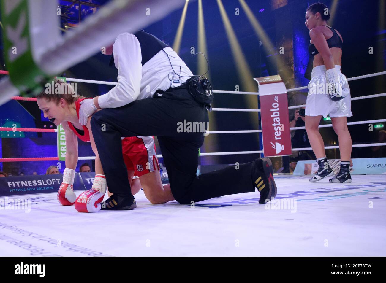 Köln, Deutschland. September 2020. Schauspielerin Doreen Dietel (l ...