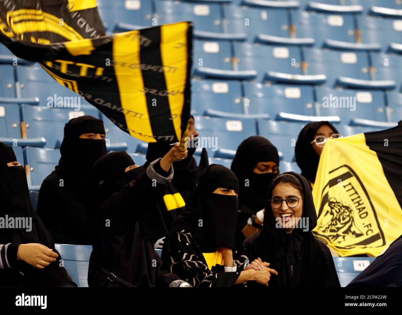 Saudi arabia women stadium -Fotos und -Bildmaterial in hoher Auflösung ...