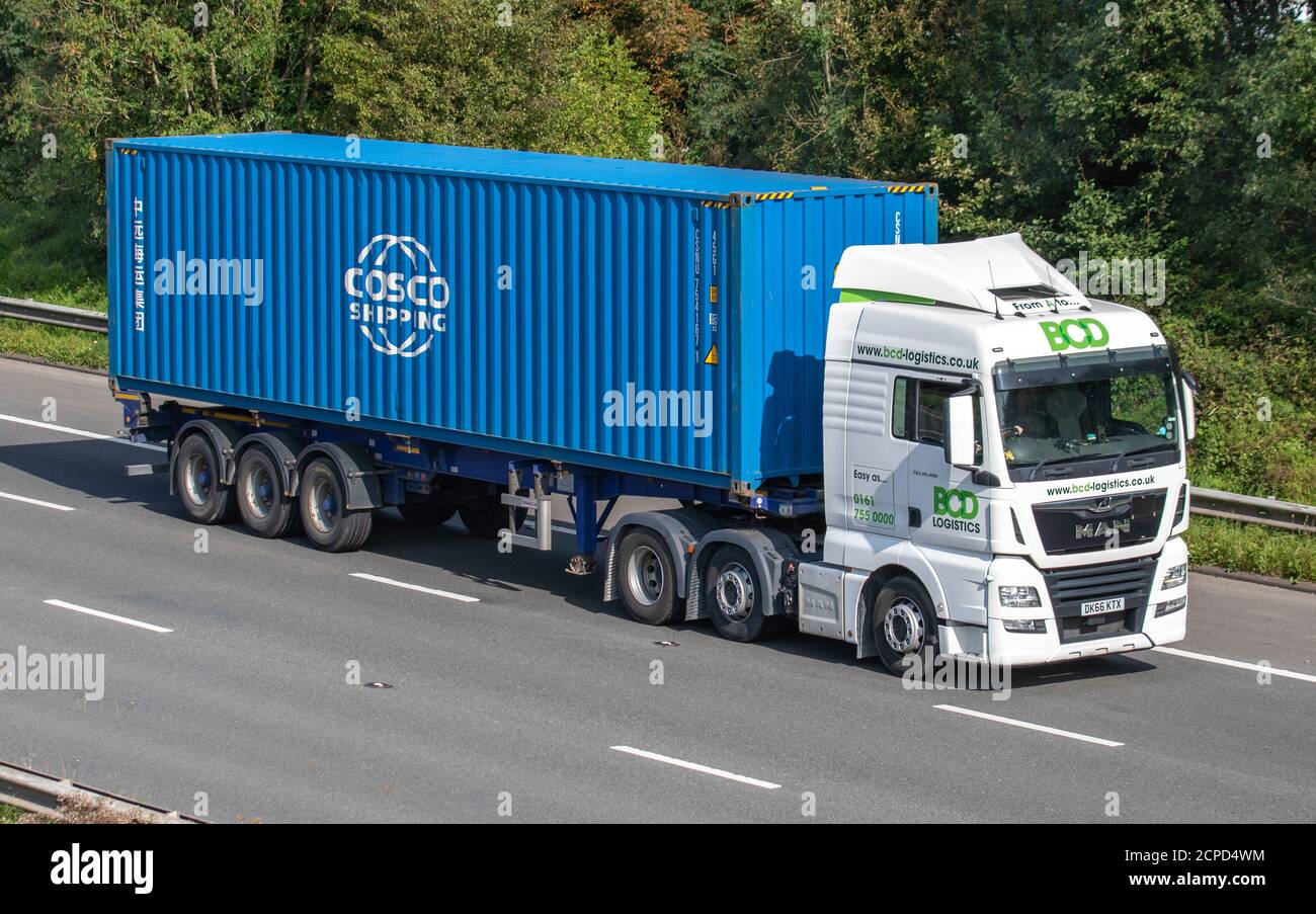 BCD Logistics Spedition Delivery Trucks, Blue COSCO Versandcontainer ...