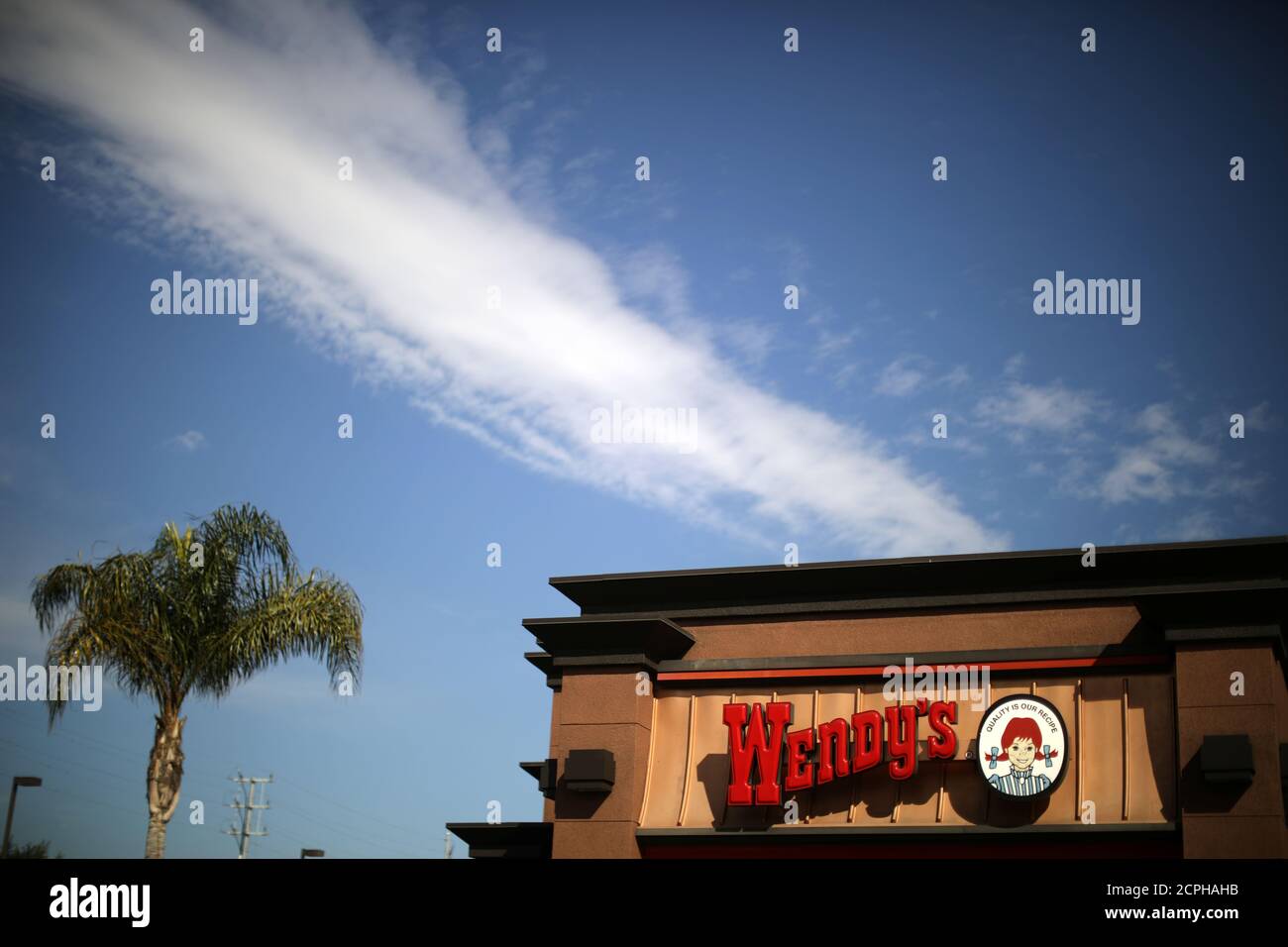 Wendys fast food logo -Fotos und -Bildmaterial in hoher Auflösung ...