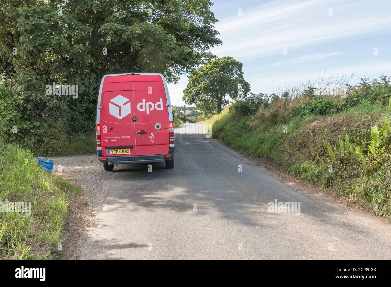 Red box logo dpd -Fotos und -Bildmaterial in hoher Auflösung – Alamy
