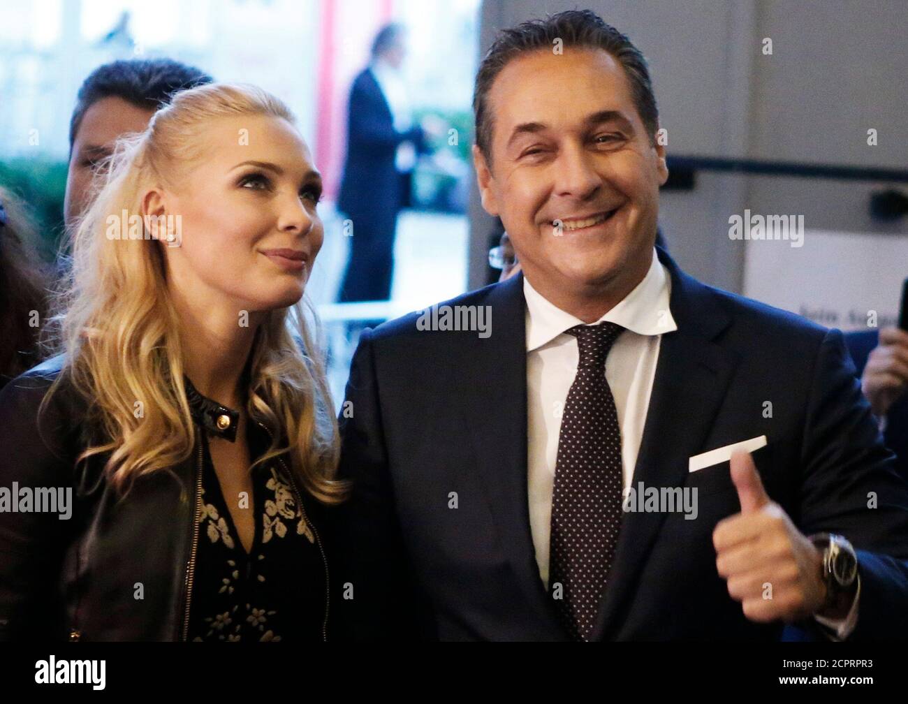 Frau peter beck -Fotos und -Bildmaterial in hoher Auflösung – Alamy