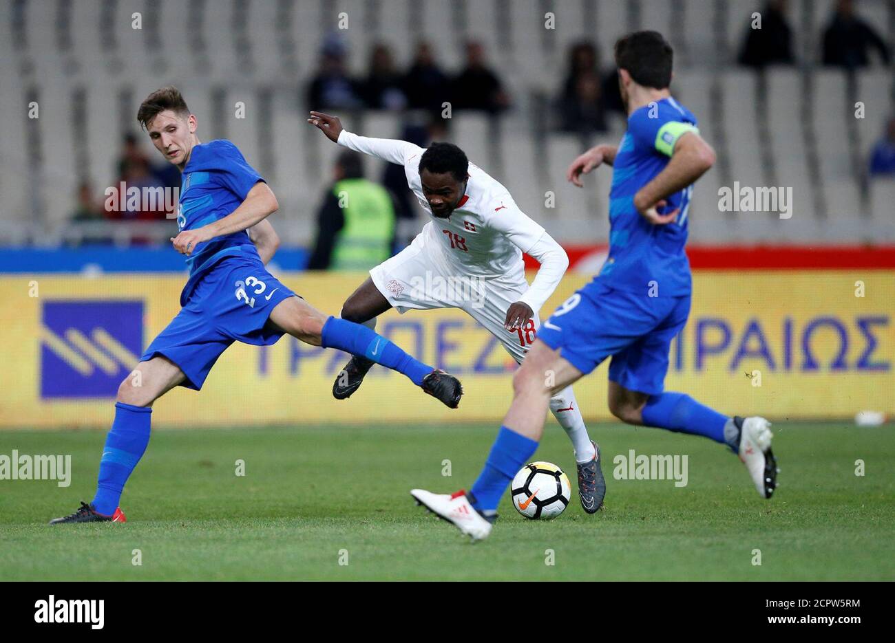 Griechenland gegen die schweiz -Fotos und -Bildmaterial in hoher ...