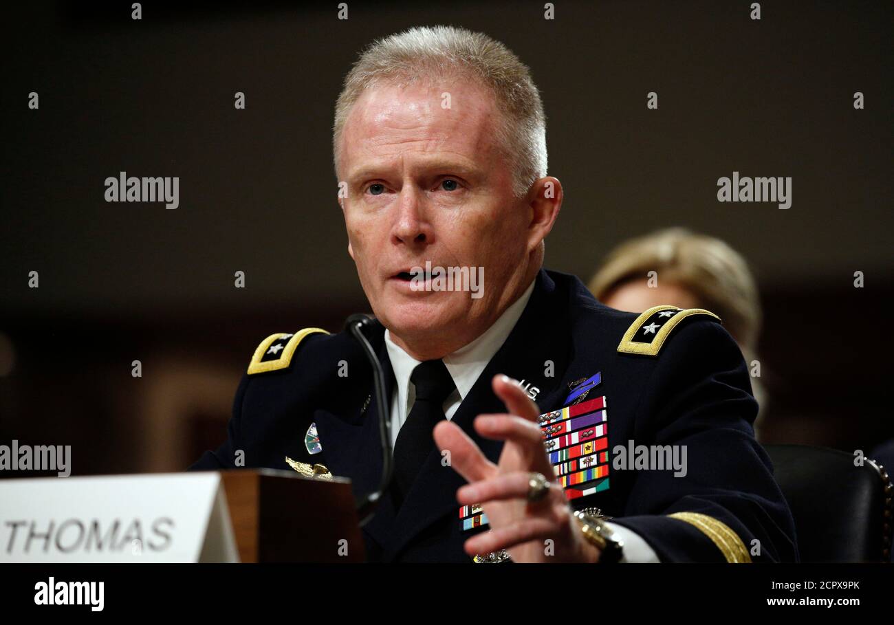 General raymond thomas -Fotos und -Bildmaterial in hoher Auflösung – Alamy