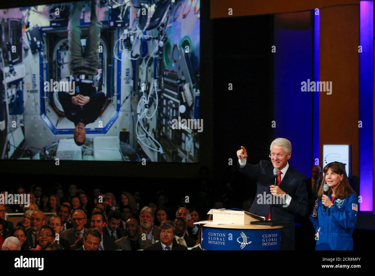 Bill clinton bei der nasa -Fotos und -Bildmaterial in hoher Auflösung ...