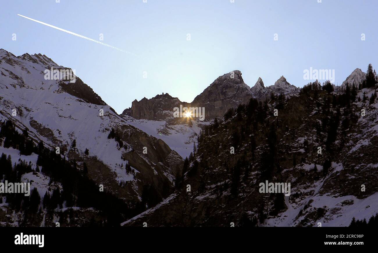 Elm switzerland -Fotos und -Bildmaterial in hoher Auflösung – Alamy