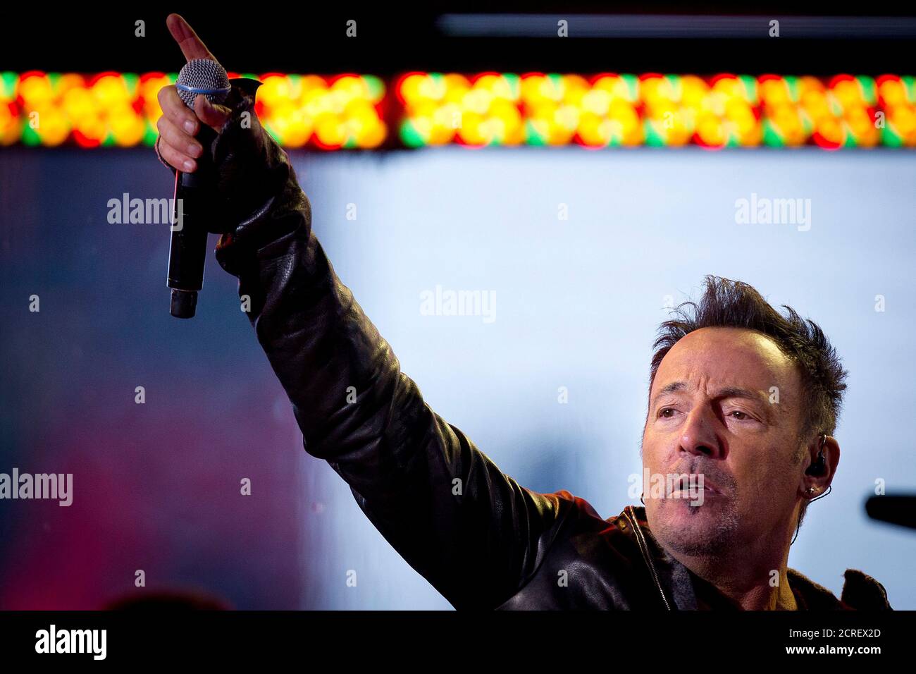 Bruce springsteen in concert on -Fotos und -Bildmaterial in hoher ...