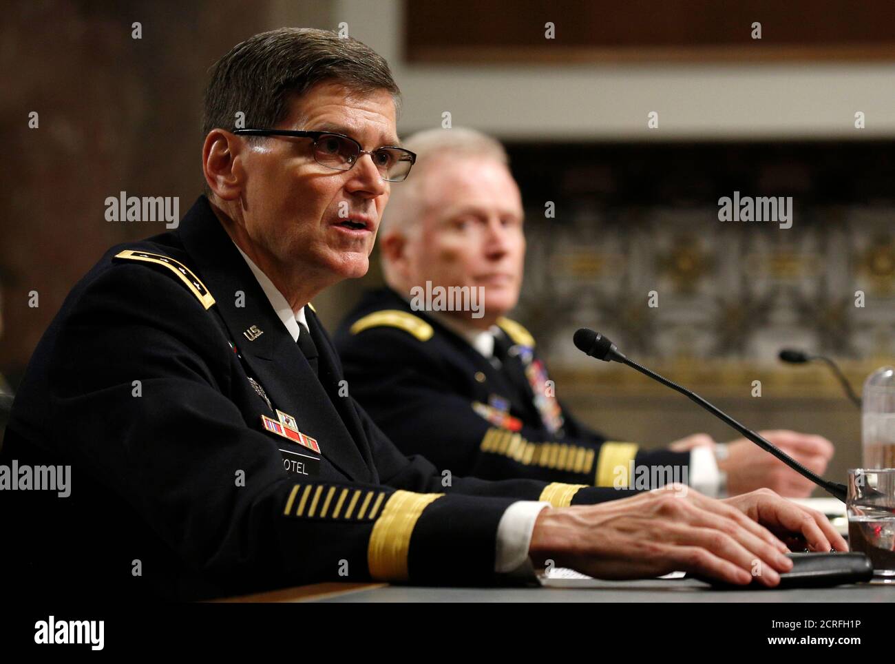 General raymond thomas -Fotos und -Bildmaterial in hoher Auflösung – Alamy