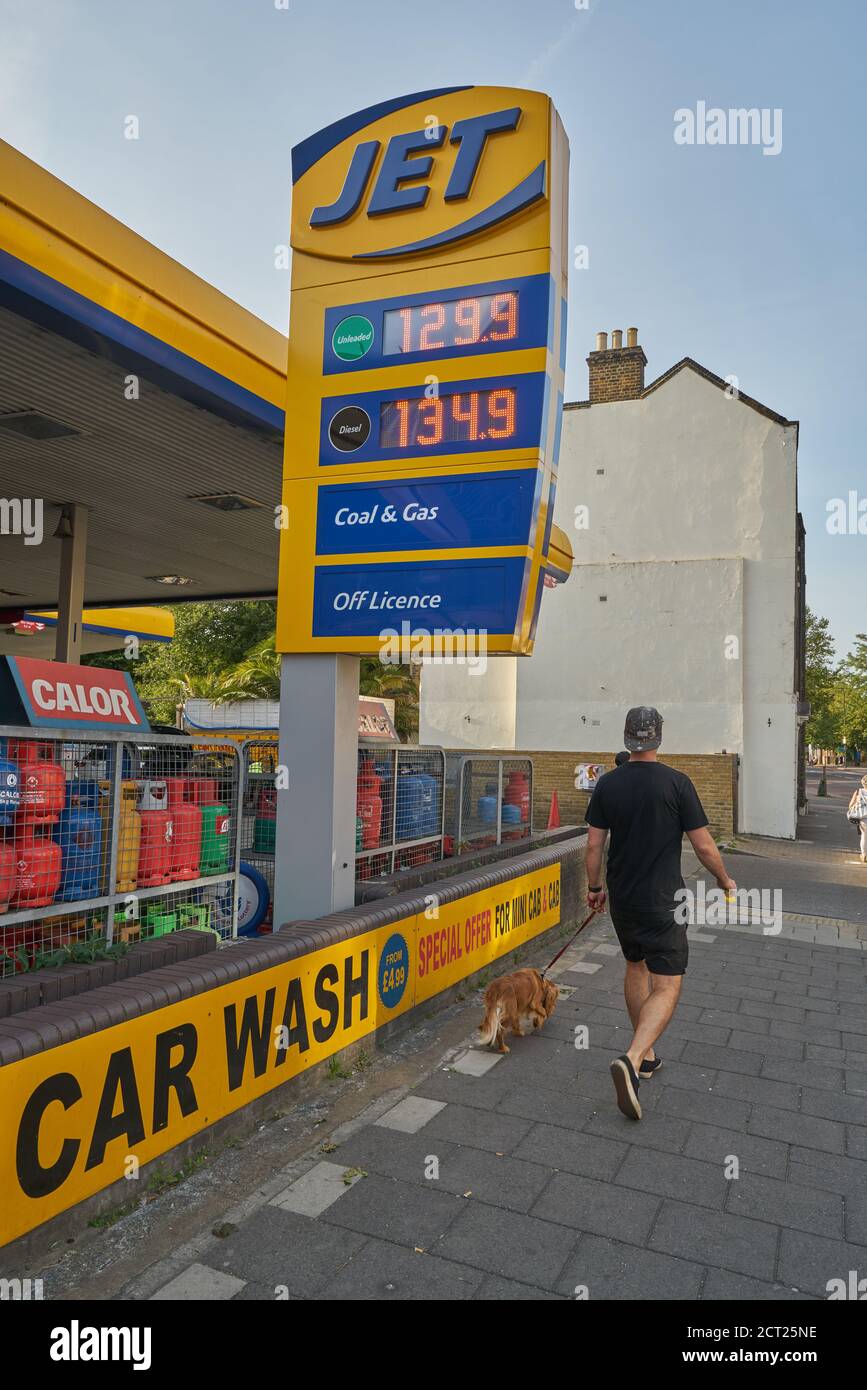 Jet garage -Fotos und -Bildmaterial in hoher Auflösung – Alamy