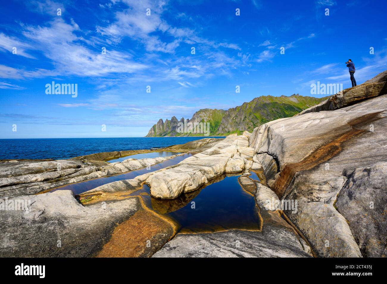 Senja wanderweg -Fotos und -Bildmaterial in hoher Auflösung – Alamy