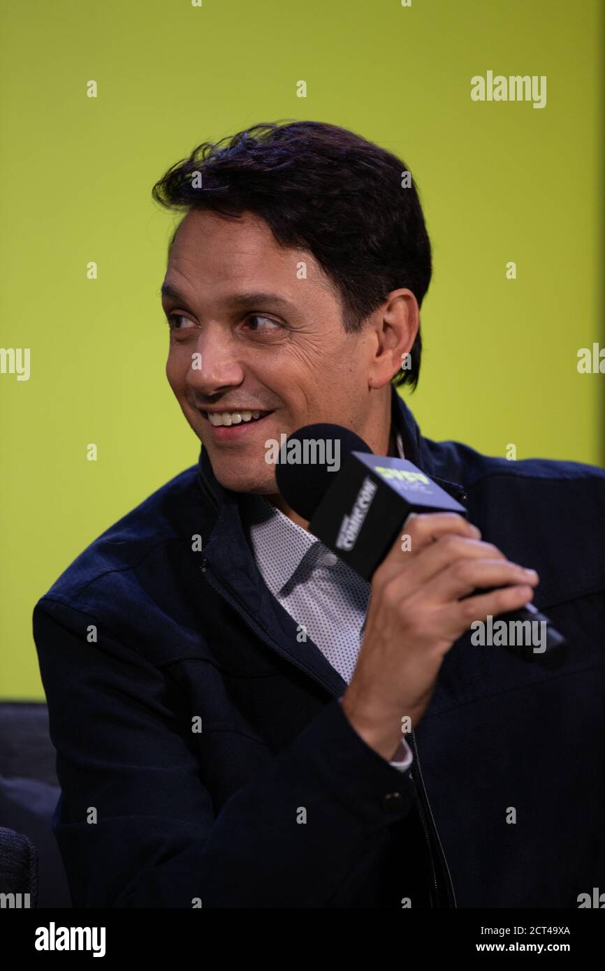 Daniel Larusso Stockfotos und -bilder Kaufen - Alamy