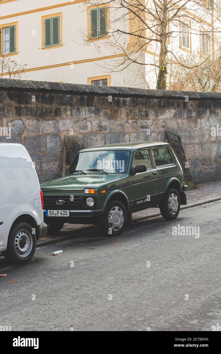 Lada taiga -Fotos und -Bildmaterial in hoher Auflösung – Alamy