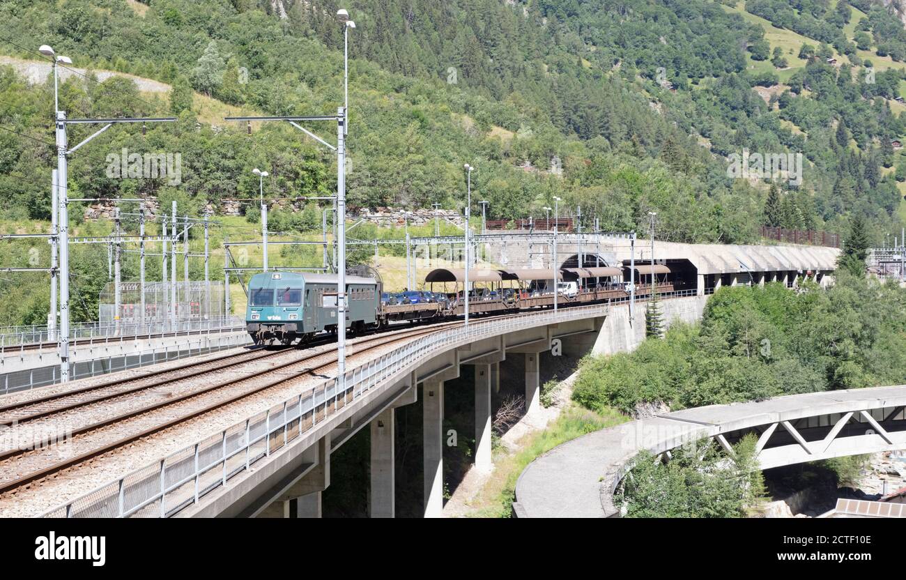 Lötschberg tunnel -Fotos und -Bildmaterial in hoher Auflösung – Alamy