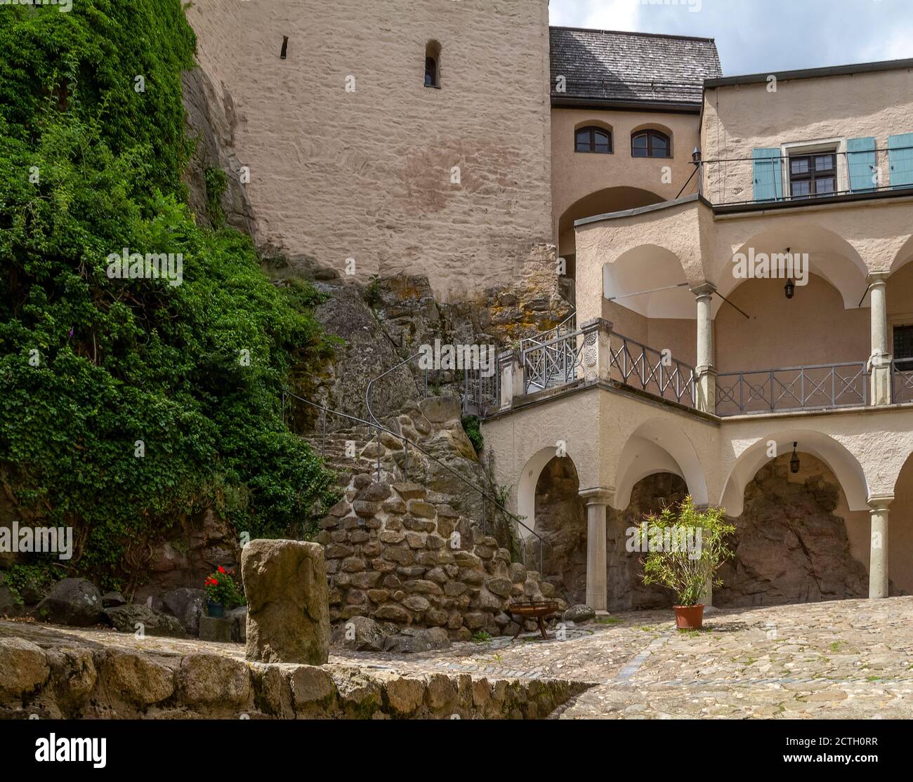 Falkenstein castle -Fotos und -Bildmaterial in hoher Auflösung – Alamy