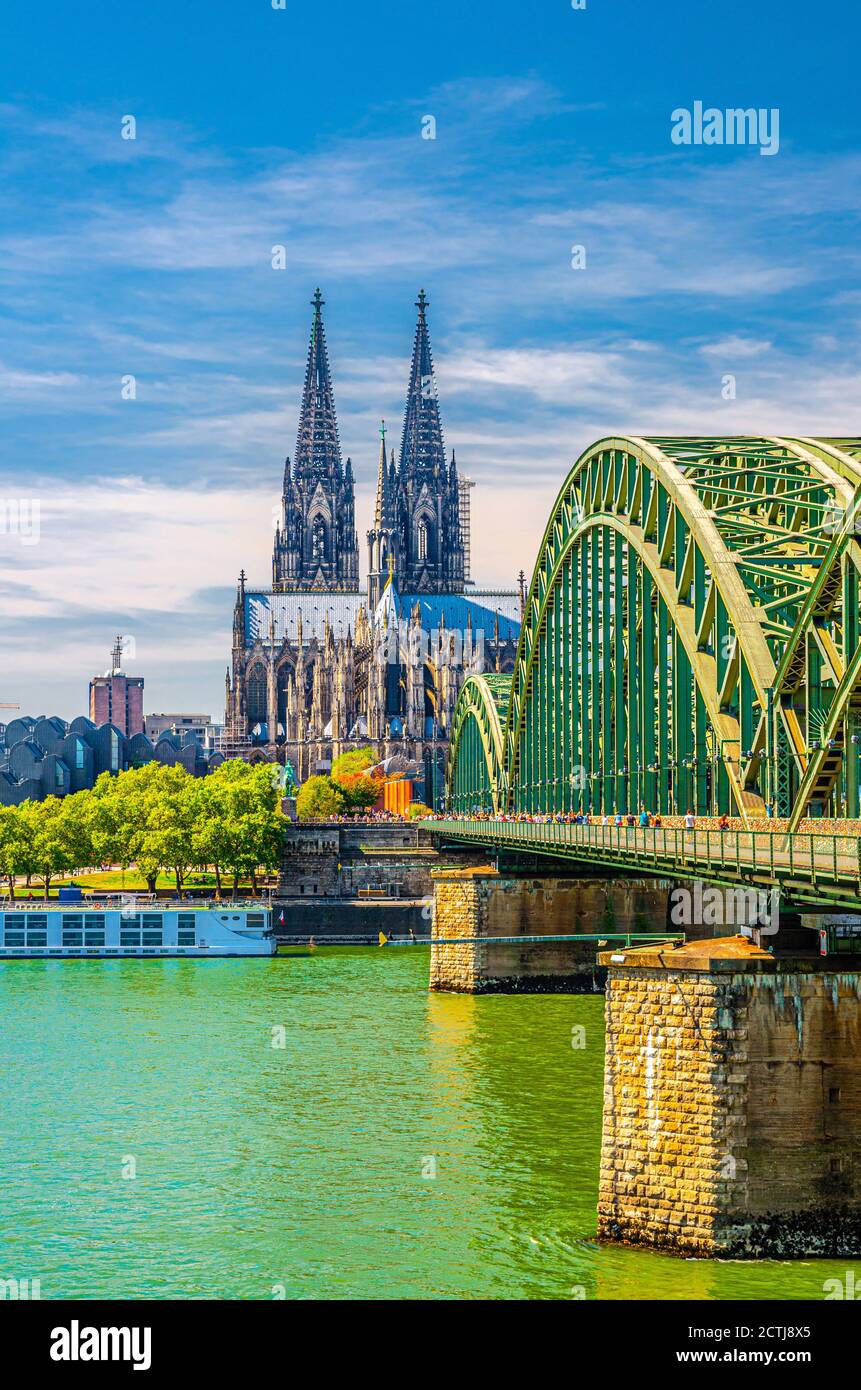 Köln historisch -Fotos und -Bildmaterial in hoher Auflösung – Alamy