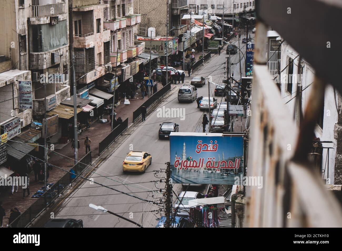 Rundown street -Fotos und -Bildmaterial in hoher Auflösung – Alamy