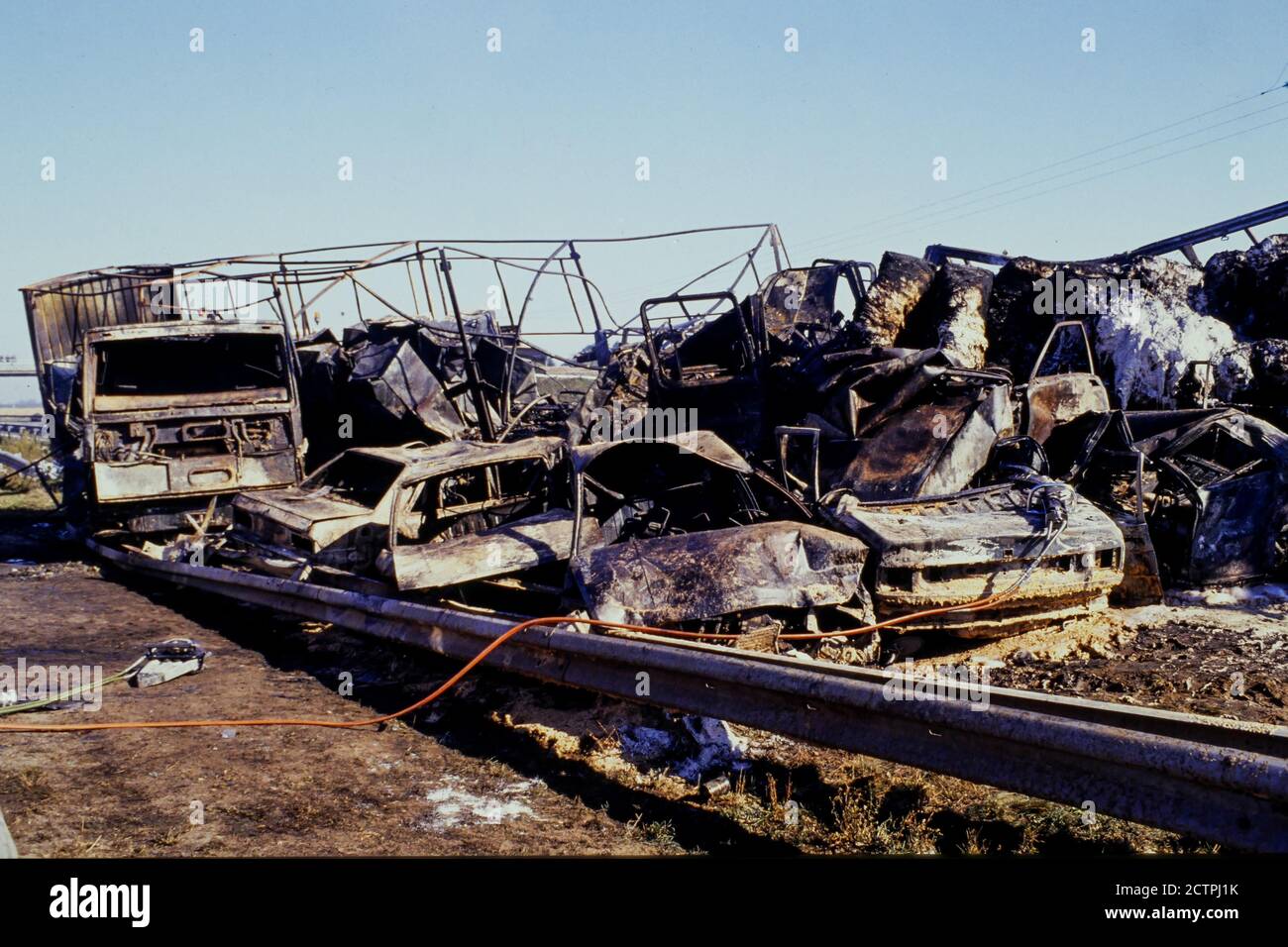 Autounfall auf der autobahn a7 -Fotos und -Bildmaterial in hoher ...