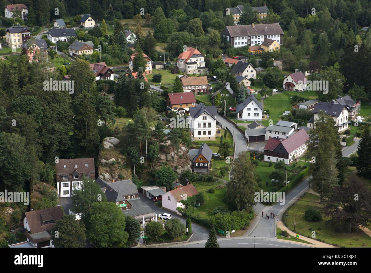 Blick in die stadt oybin -Fotos und -Bildmaterial in hoher Auflösung ...