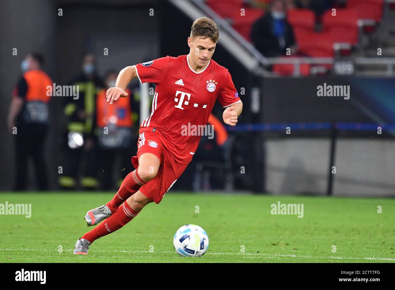 Joshua kimmich body -Fotos und -Bildmaterial in hoher Auflösung - Seite ...