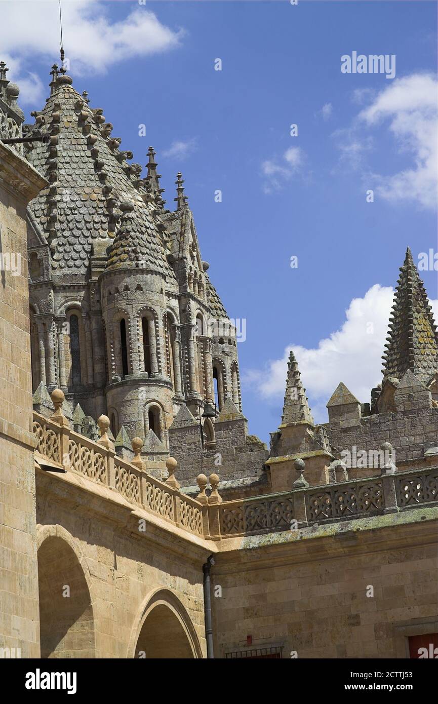 Sztuka romanska -Fotos und -Bildmaterial in hoher Auflösung – Alamy